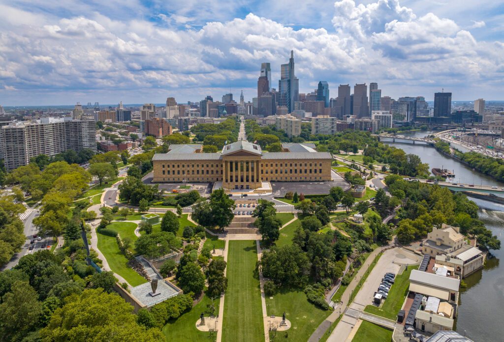 Philadelphia CVB Annual Report - DiscoverPHL
